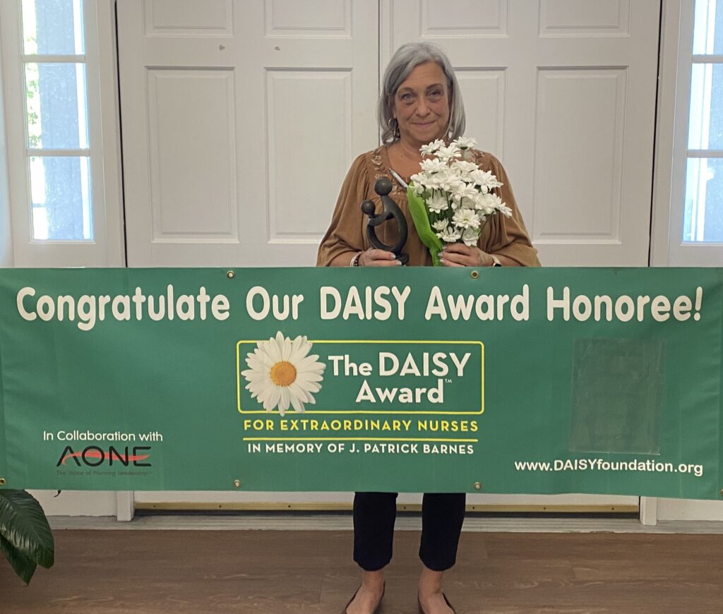 BEE Award Winner – Jennifer Hackett – 3rd Qtr 2024 | Memorial Hospital & Manor